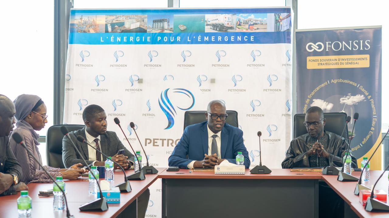 SIGNATURE PROTOCOLE D’ENTENTE PETROSEN HOLDING et FONSIS – Groupe Petrosen